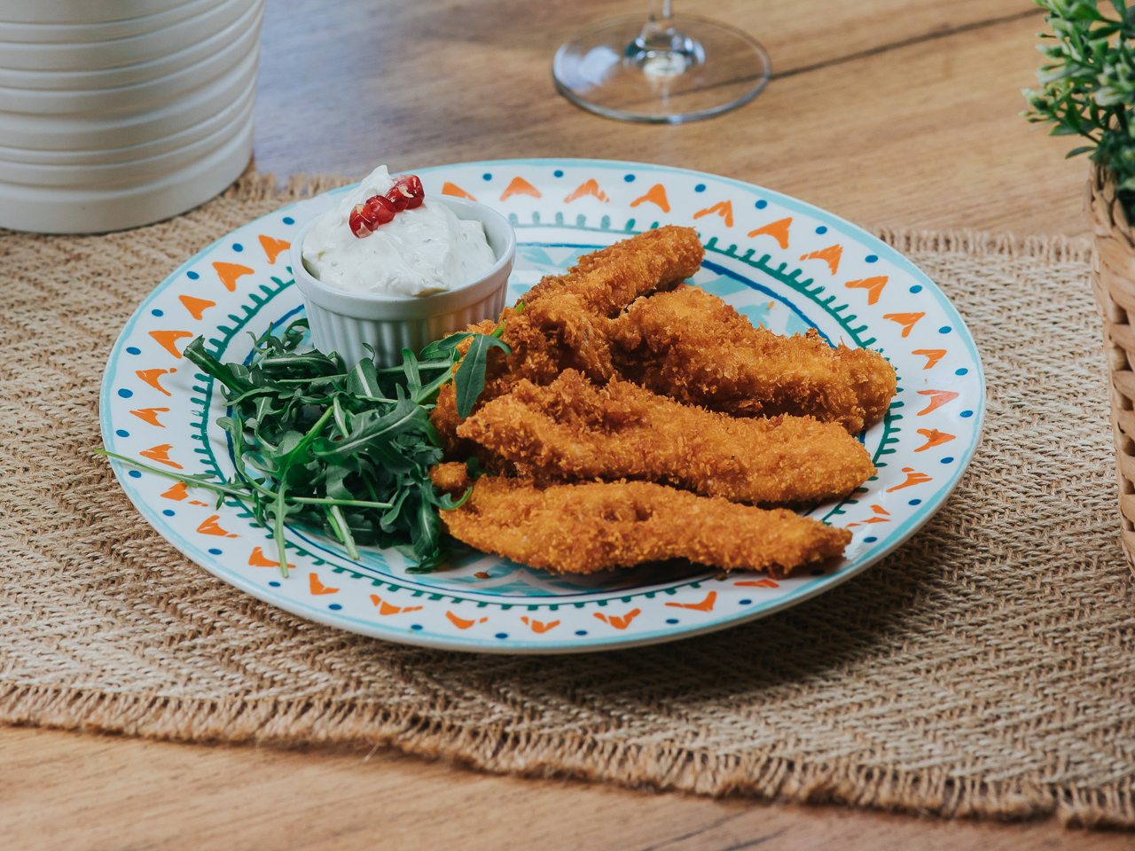 Piept de pui crispy și sos de capere - Atelierul de Pizza